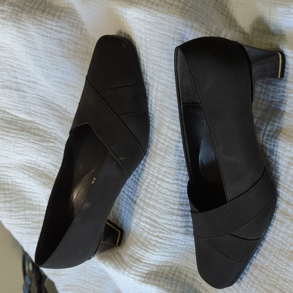 Jenny By Ara | Shoes | Jenny By Ara Black Court Shoes | Poshmark